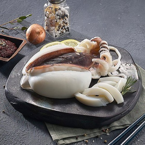 서해안 손질 갑오징어 대 300g 내외 | Quickly frozen prepared cuttlefish | sarangmartsg